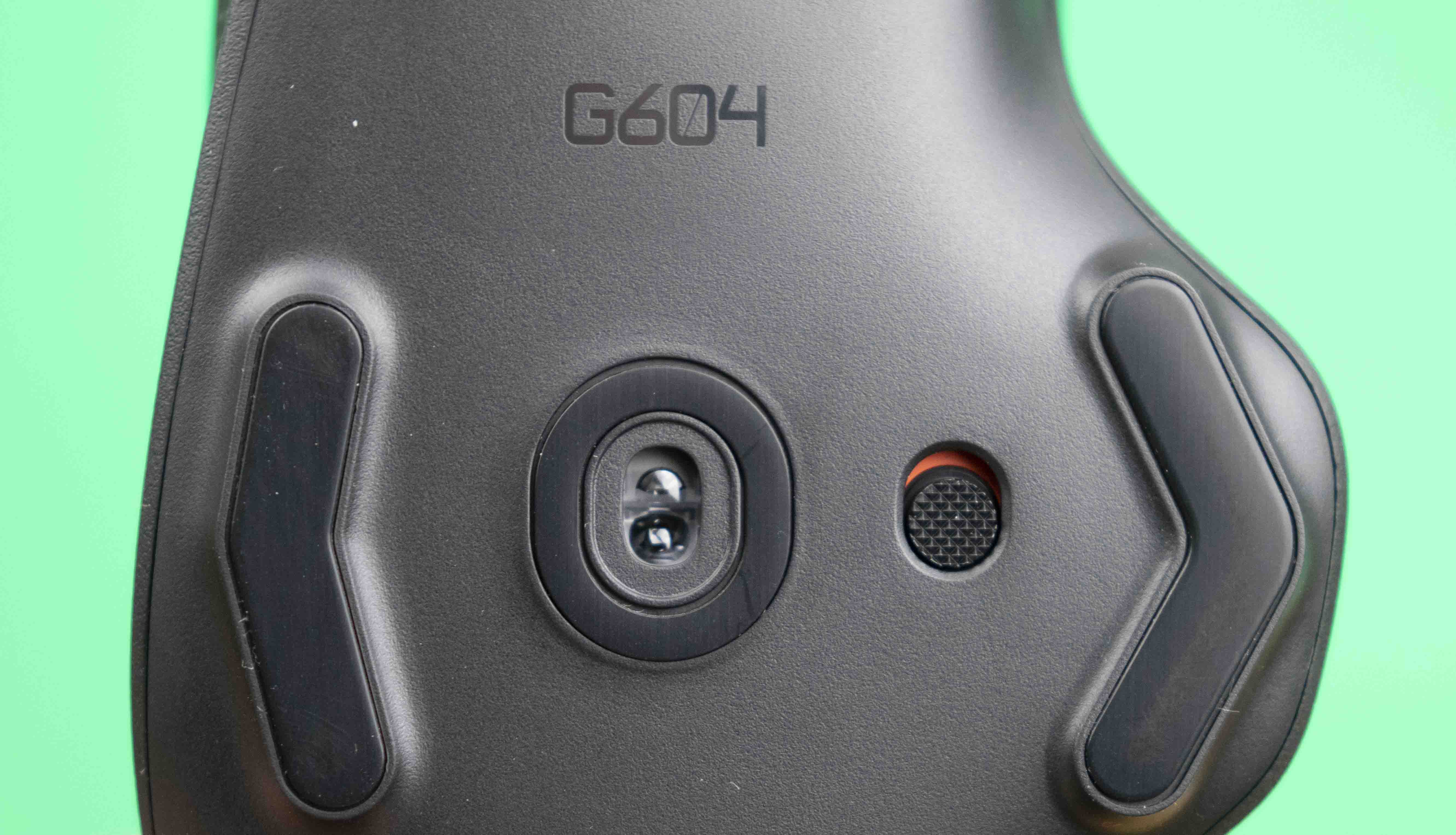 No RGB FTW? - Logitech G604 Lightspeed im Test